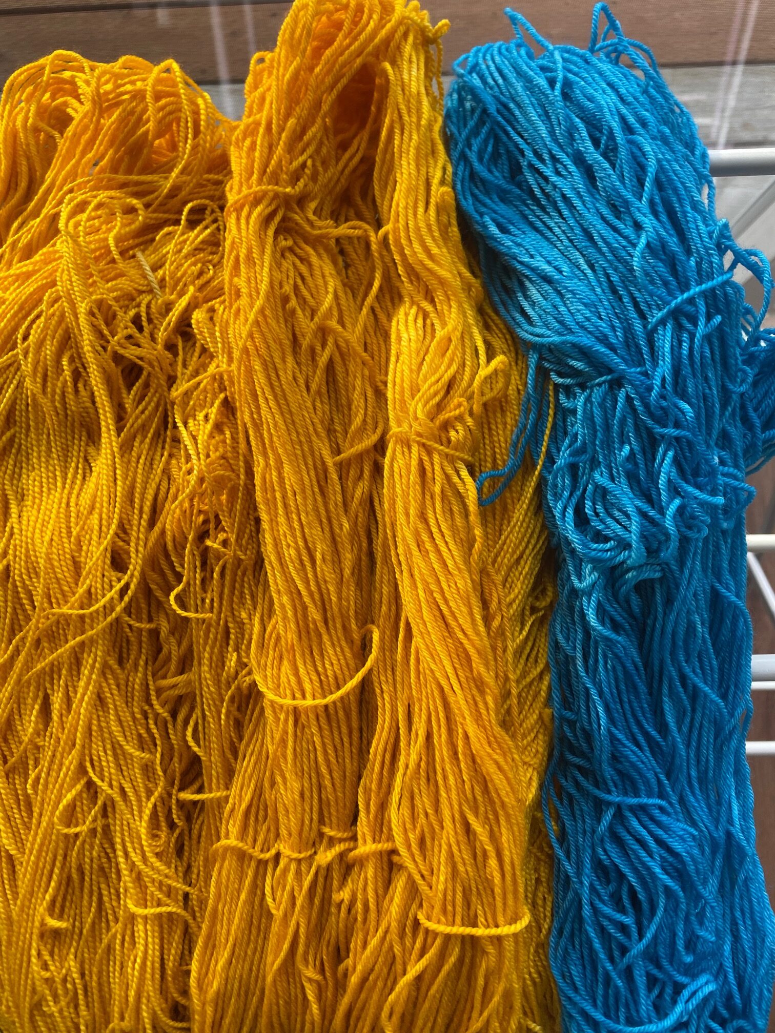 Karen Taug Learns Chilkat Weaving From Lily Hope | Chilkoot Indian ...